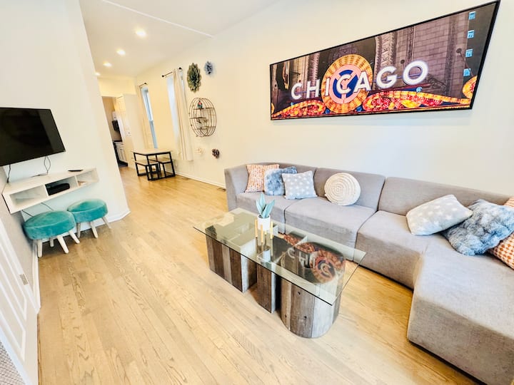 Modern Getaway In Wicker Park| Parking+ Laundry - Andersonville - Chicago
