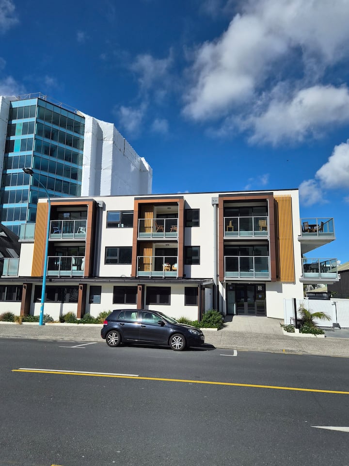 Luxury Beach Escape - Mount Maunganui