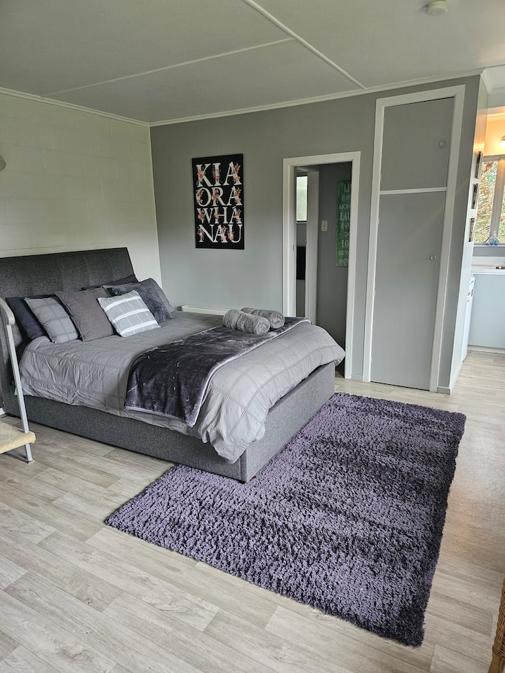 Manaaki Aroha - Tīrau