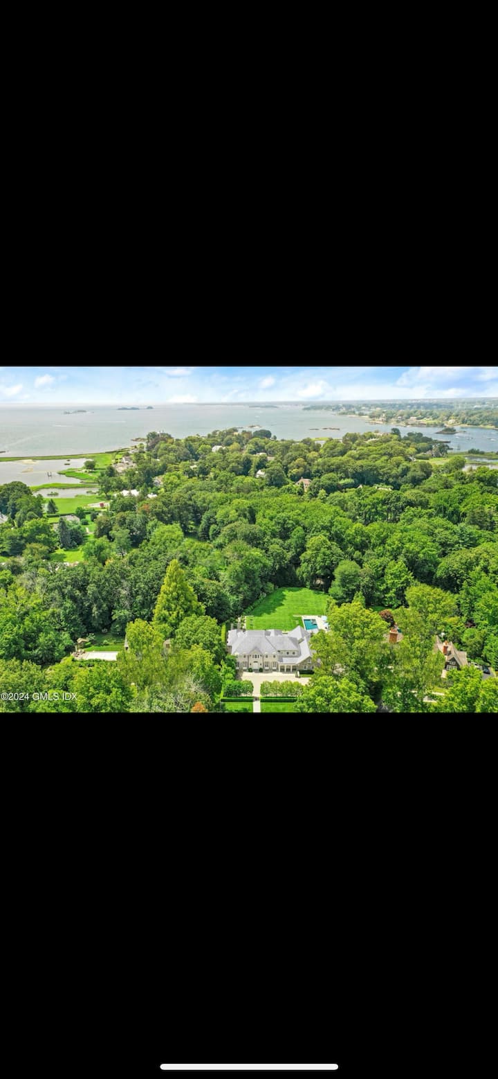 A Greenwich Mansion! - Greenwich, CT