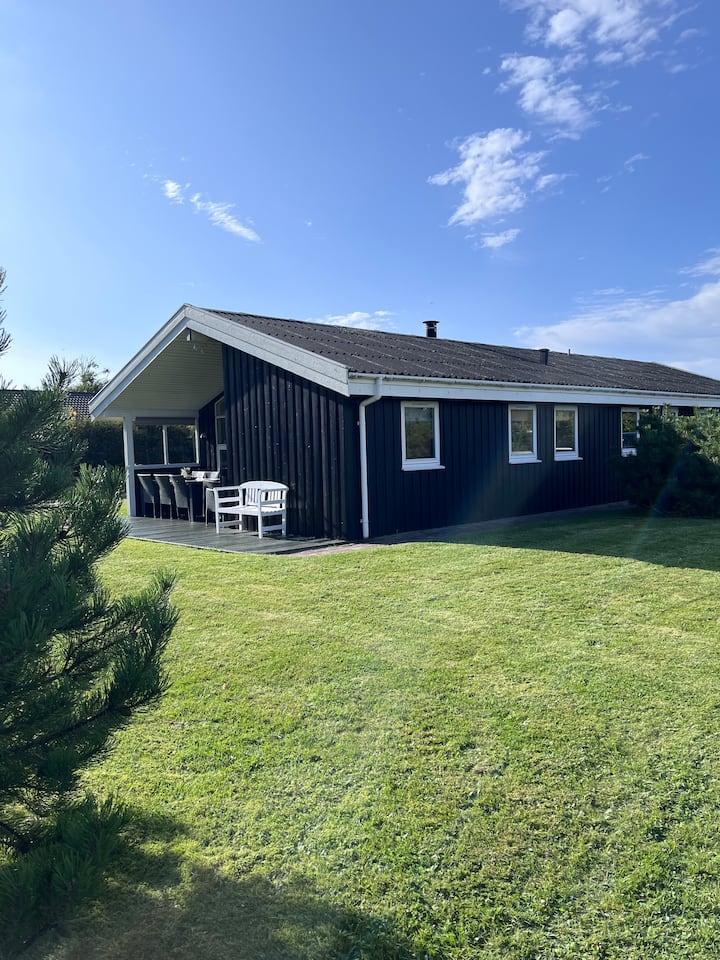 Skønt Sommerhus I Lønstrup - Denmark