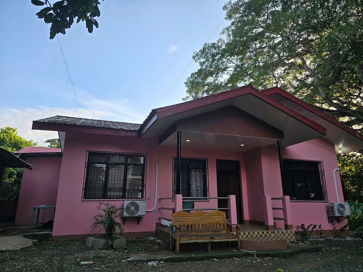 City Center Homestay, 5min From Airport - 9 Pax - Puerto Princesa