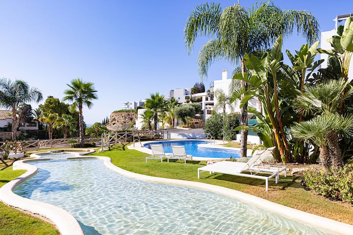 Luxury Family Penthouse, 7 Pools, Seaview & Golf - Costa del Sol