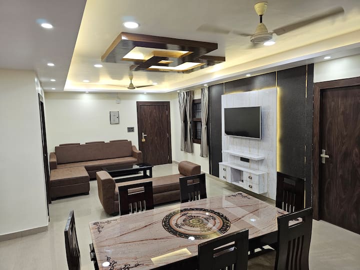 Kutumbh 3bhk Luxury Stay - Varanasi