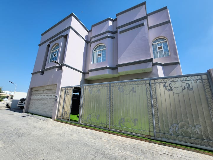 Luxurious Villa In Rural Arad - Bahrain