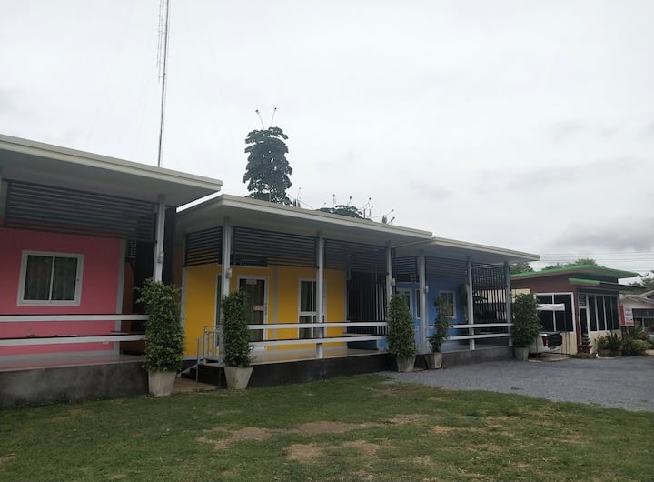 3 Tiny Houses In 3 Colours - Pak Chong