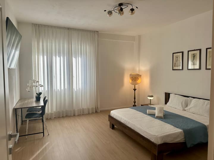 Big Room - Close Train Station,10 Min From Airport - Bergamo