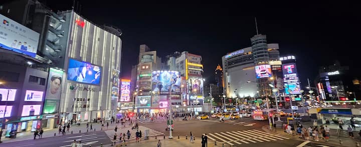 Taipei 台北西門町5-8人三房/mrt Ximen 5分鐘/電梯 - Taipei