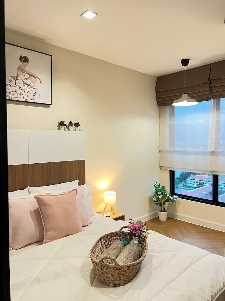 Lucky Ning’s Place- Sukhumvit Line-river View/wifi - Thailand