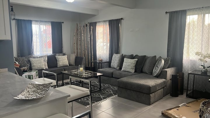 3 Bedroom, 3 Bath, Prime Location, Friars Hill. - Saint John's