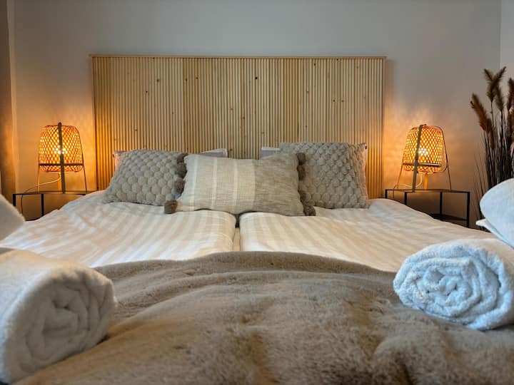 Luxury Suite With Private Sauna Free Parking |Wifi - 로바니에미