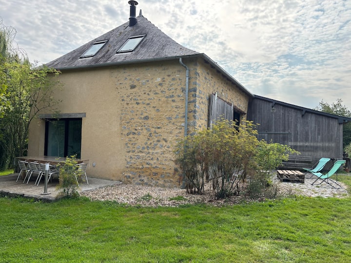 Gîte 4 Chambres 
à La Campagne - France