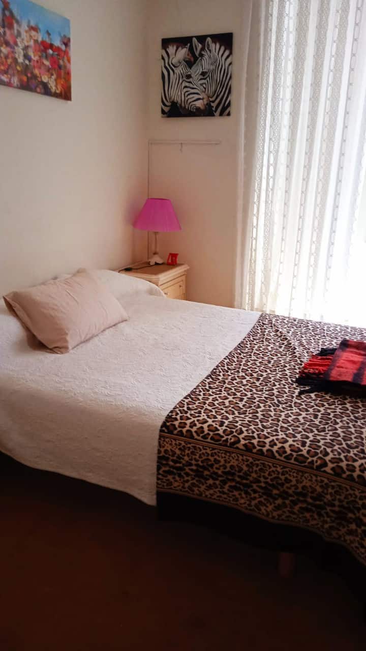 Habitación 
Con Baño - Ibiza
