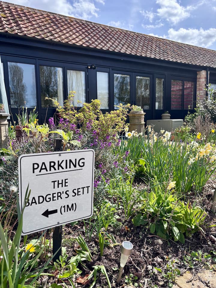 The Badger’s Sett, Woodhall Spa, Farm Studio - Horncastle