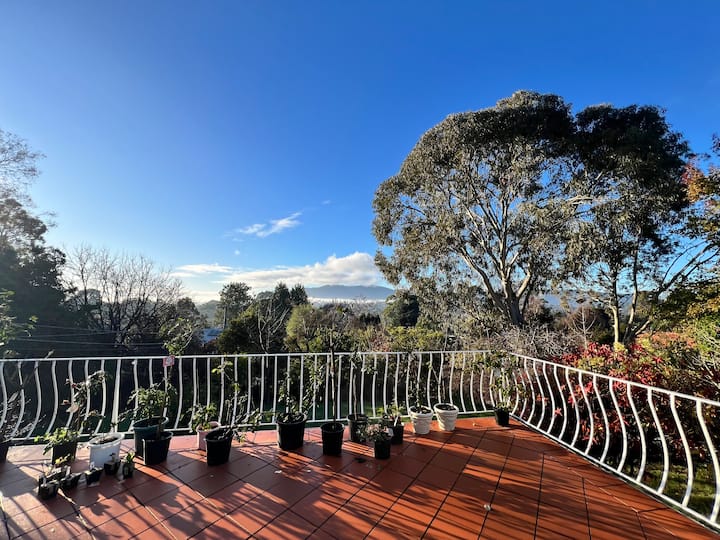 Comfortable Double Bedroom - Croydon, Australia