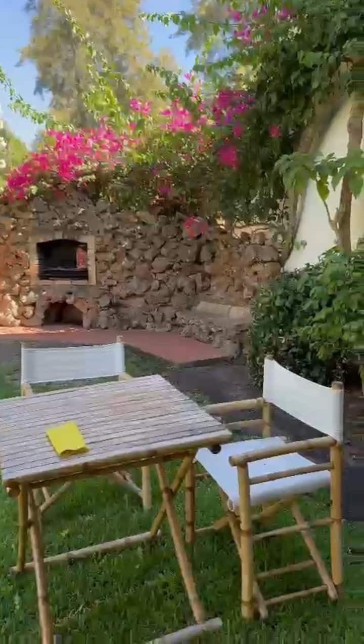 Casa De Férias Com  Jardim - Quarteira