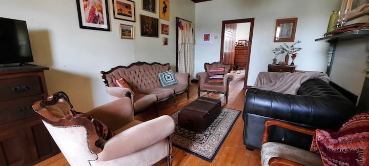 Siren On The Hill - Broken Hill