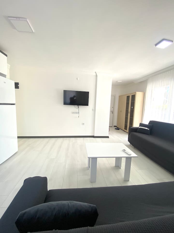 Altınkum Sahiline Yakın Günlük Kiralık 2+1 Daire - Didim
