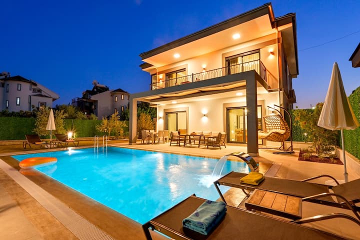 Villa Ezel Hanım • Fethiye’nin Kalbinde - Fethiye