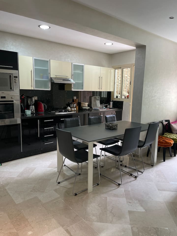 Un Petit Bijou à Bourgogne - Casablanca