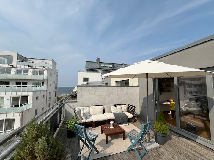 Waterfront Oasis With Rooftop Terrace & Sea Views - Malmö