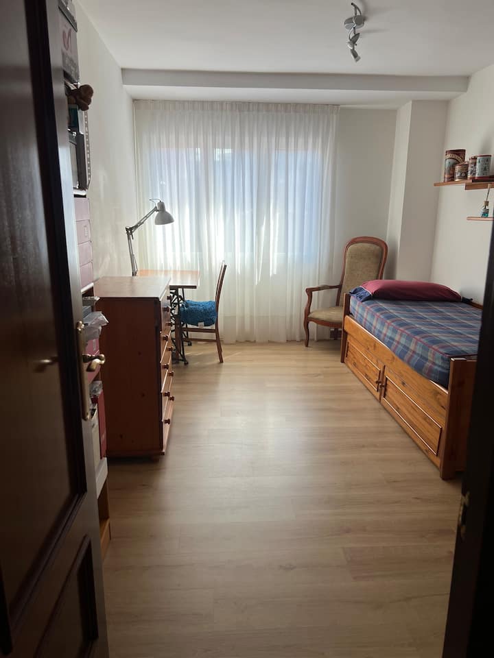 Habitación Con Baño Privado - Gijón
