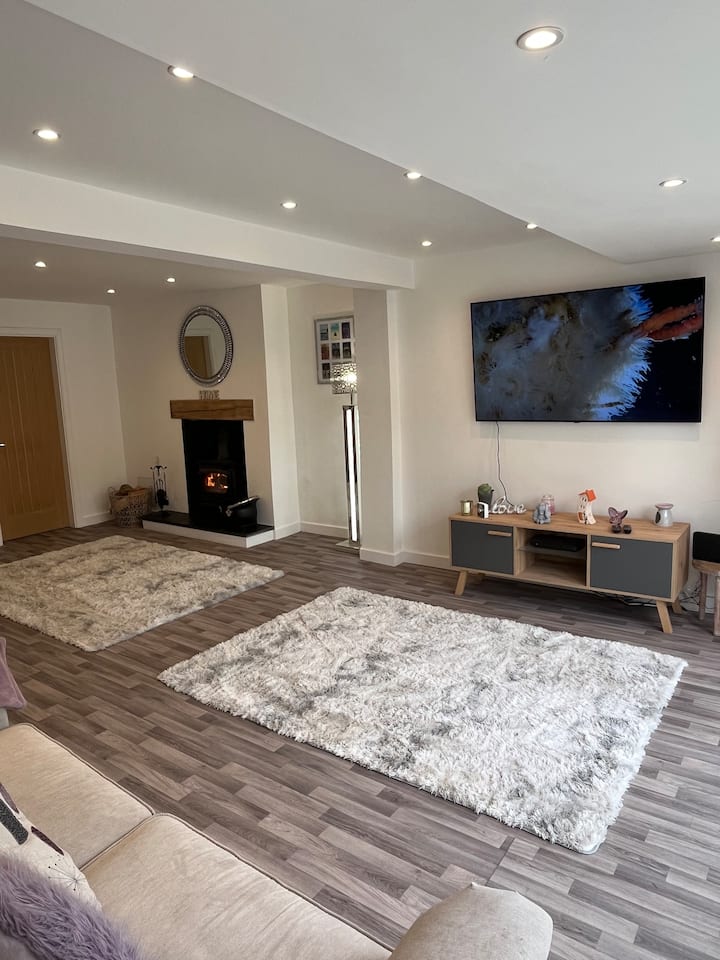 Room In Holyhead - Holyhead