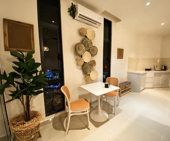 The Shore Seaview Balcony海景小居
바다 전망 발코니 海の見えるバルコニー - Kota Kinabalu