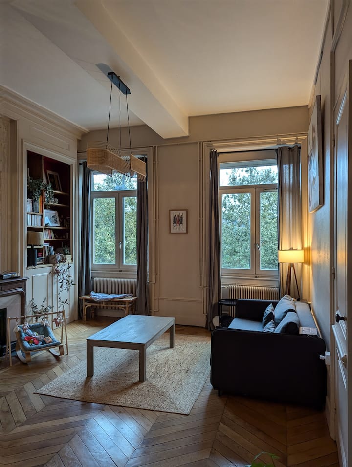 Appartement 4 Pièces Au Bord Du Rhône - リヨン