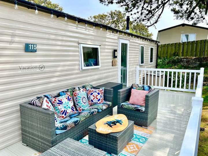 3 Bed Static Home With Decking @Newquay Bay Resort - Mawgan Porth