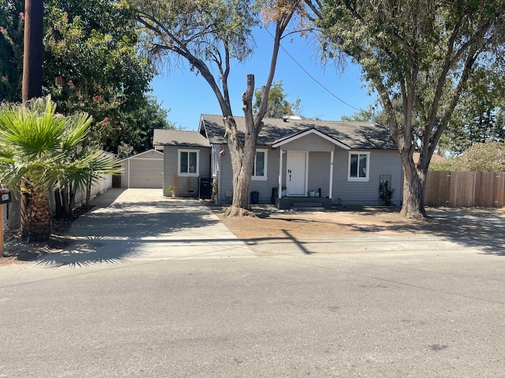Cozy Home In Visalia - Visalia