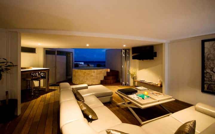 Oceanview 7 Br Penthouse, W/jacuzzi/gym&priv Park - Playa del Carmen