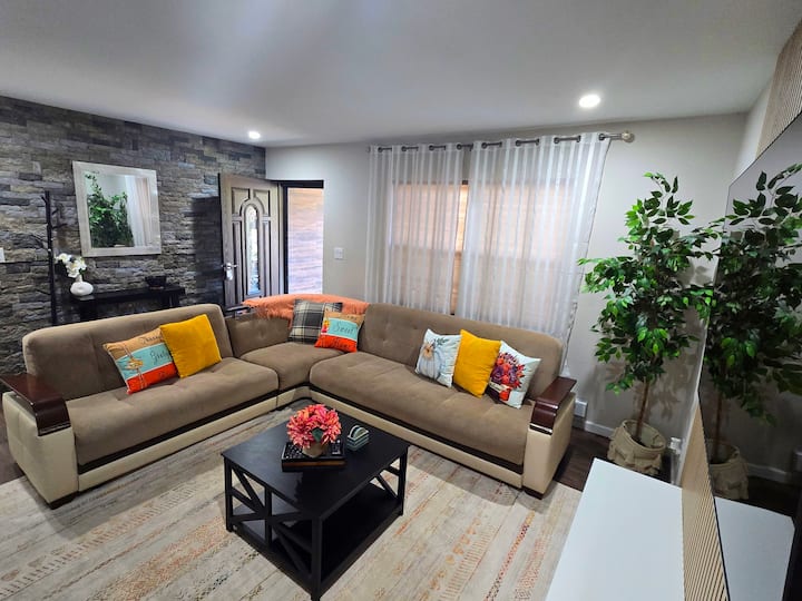 Home Away From Home In The Mountains - Mount Pocono, PA