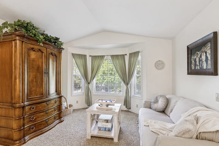 Private Suite - Rexburg, ID