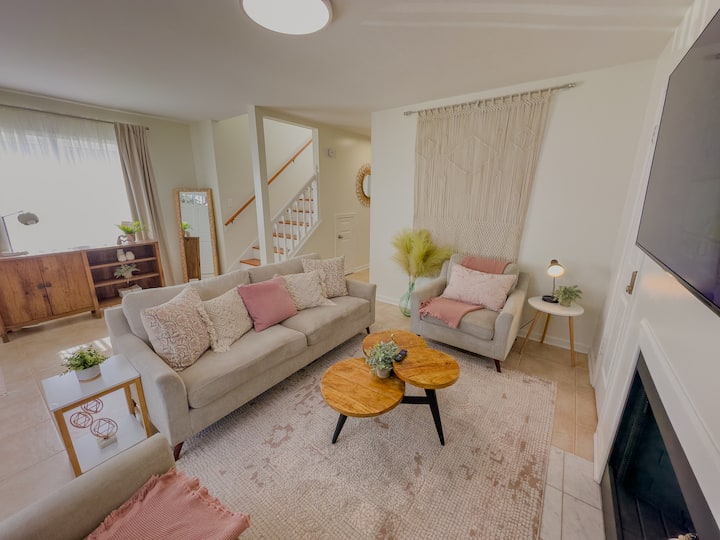 Boho Hideaway, 2br|2.5ba Near Uofm/highland Strip - Memphis, TN