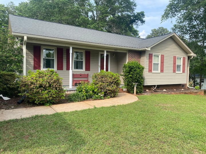 Meadow By The Lakes - Seneca, SC