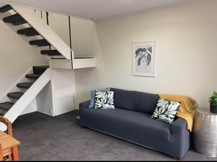 Nova Nooky - Mount Maunganui
