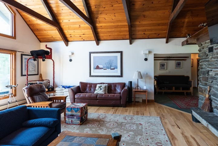 Killington/pico Mtn Ski On Ski Off Cabin W/hot Tub - Killington, VT