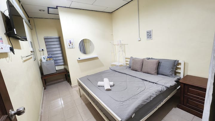 Cozy Kingbed>parking>a/c Room@ Cenang Beach - Pantai Cenang