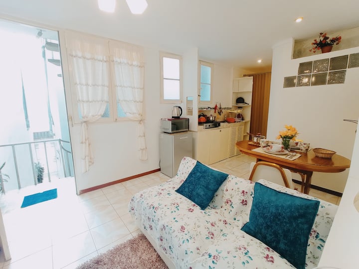 Second Floor Specialty Coffee Near Park - Lima