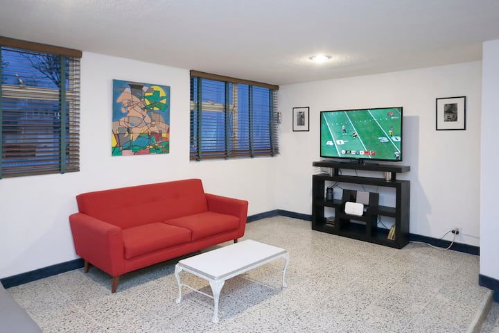 Amplio, Cómodo 3 Recámaras Estacionamiento Dentro - Toluca