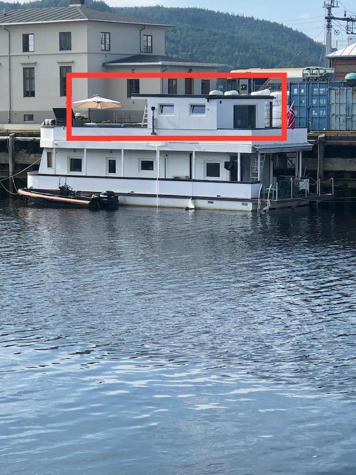 Unik Overnatting På Husbåt - Trondheim