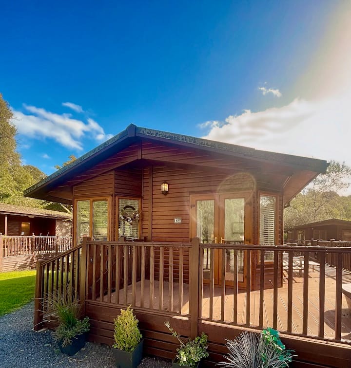 Lakeland Lodge Retreats. 3 Bed Lodge, White Cross - Ambleside