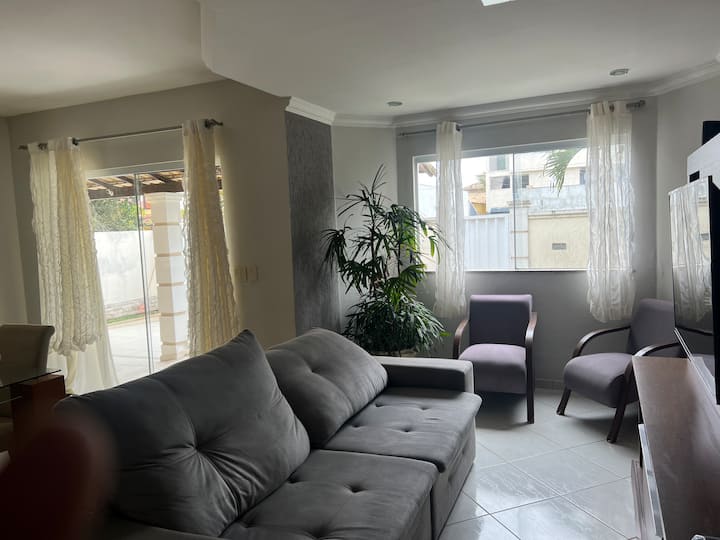 Casa Com Piscina, Churrasqueira E Ar Condicionado - Cabo Frio