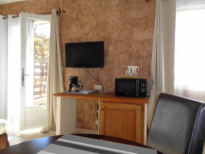 Luxe Double/twin Climatisee Terrasse Kitchenette - Roussillon
