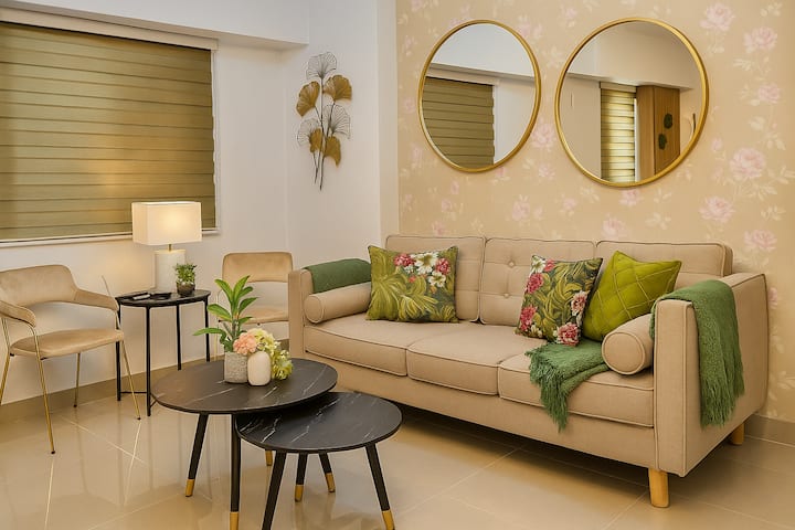 Luxe 2br Suite |Atrium|full Ac|games|karaoke - Quezon City
