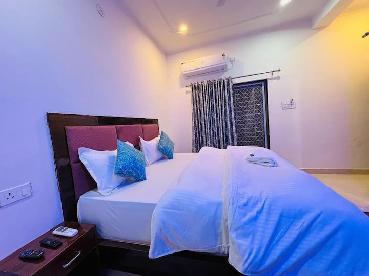 Osho Cottage 1 - Khajuraho
