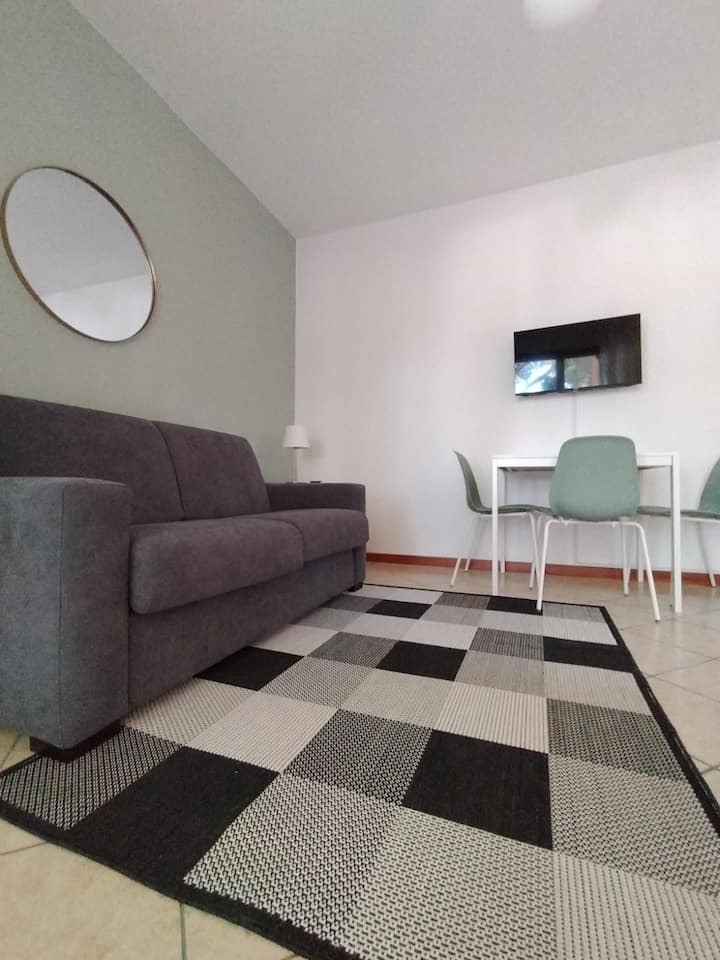 Bilocale Con Piscina Immerso Nel Verde - Sirmione