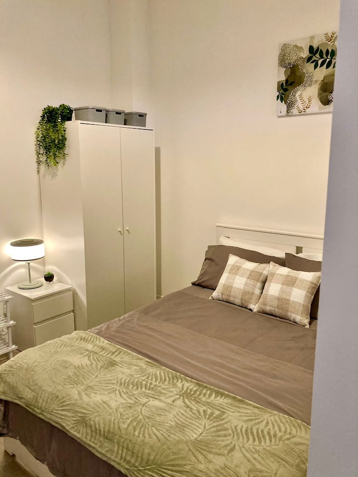 Luxury New Build Studio Apartment - イルフォード