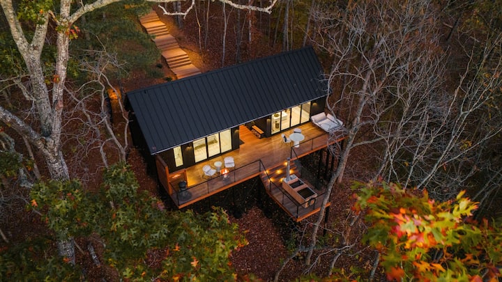 Secluded Dahlonega Hideaway • Wood-fired Hot Tub - Dawsonville, GA